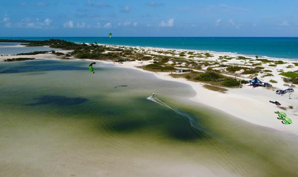 Go Kiting to Isla Blanca Cancun - Mexico